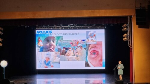 Беременным и слабонервным не смотреть: в Благовещенске прошло родительское собрание с шокирующим ...