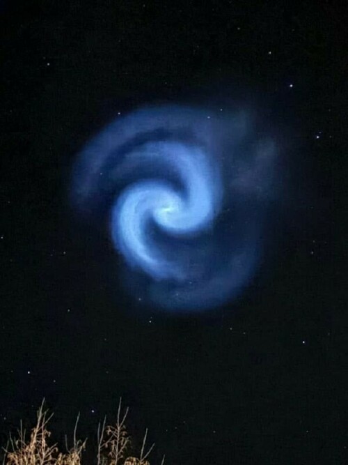 Странная галактическая спираль перепугала жителей Европы и европейской части России Amur.Life